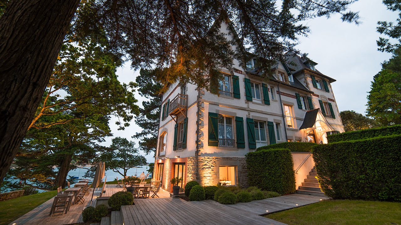 Villa Tri Men - A four star hotel and a one star Michelin restaurant ...